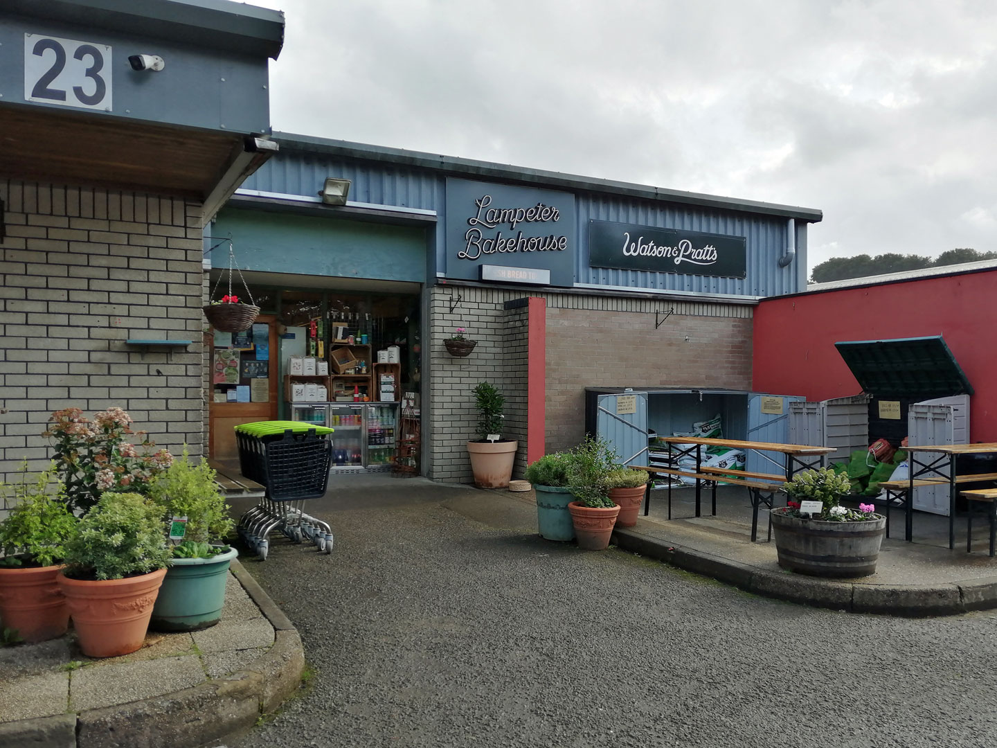 Watson & Pratt's, Lampeter - Lampeter21